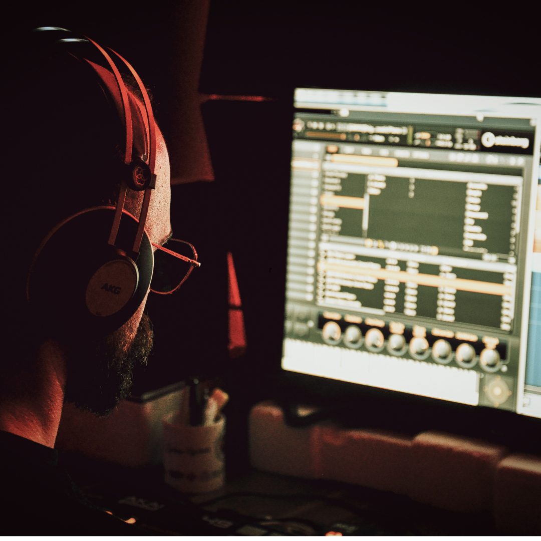 Building Basslines: A Comprehensive Guide – Mystic Alankar